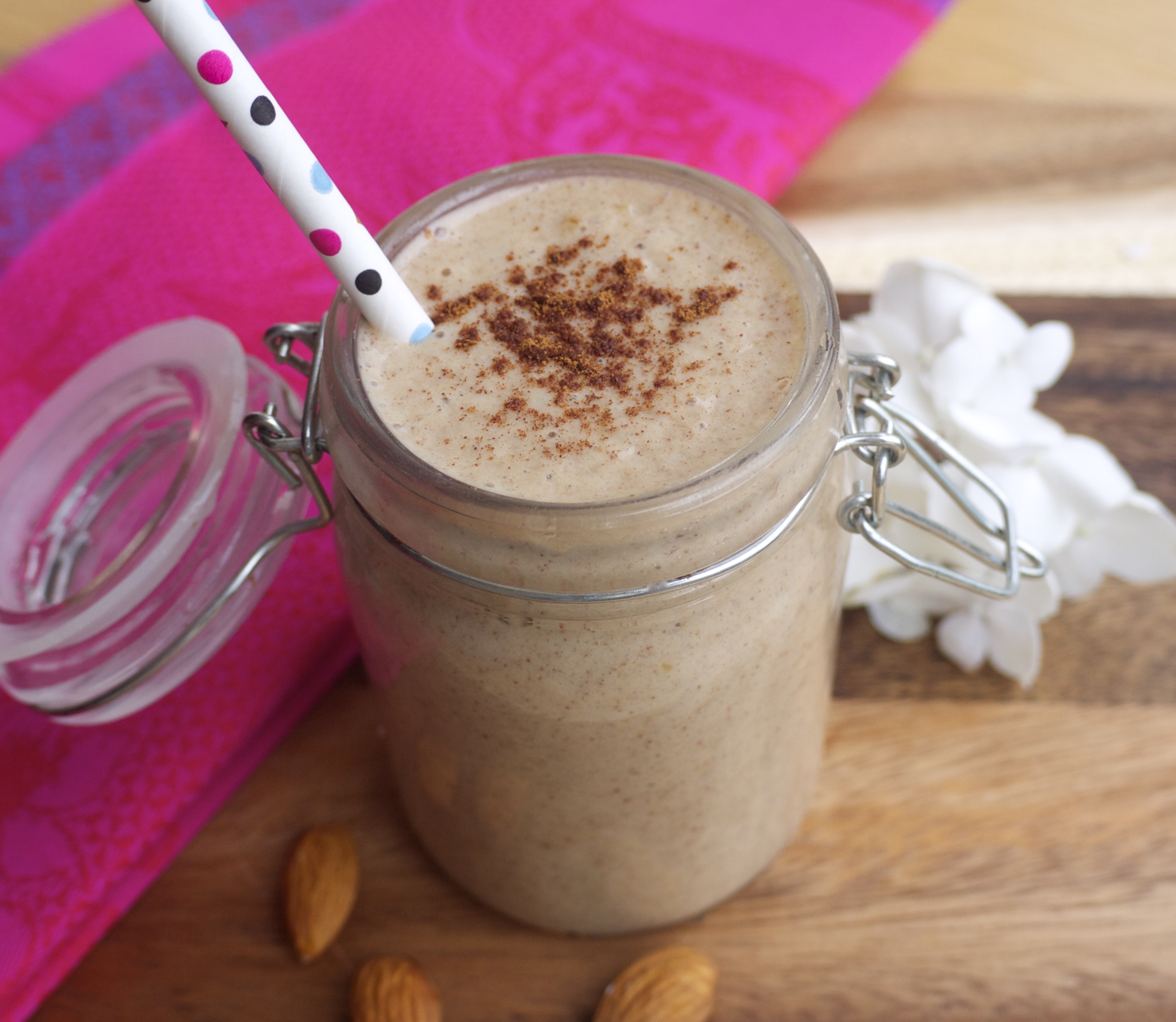 Creamy Almond-Cinnamon Shake - Rosanna Davison Nutrition
