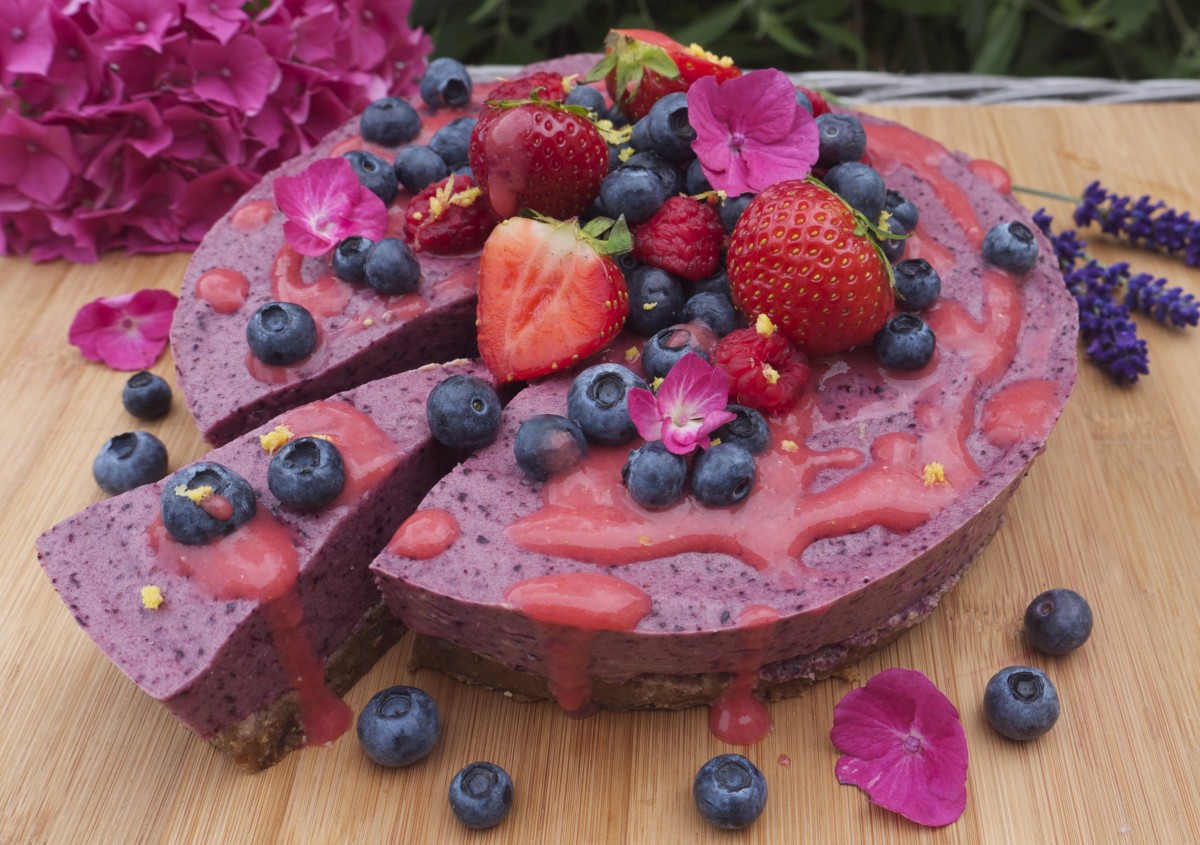 Blueberry and Lemon Ice-Cream Cake - Rosanna Davison Nutrition Blueberry and Lemon Ice-Cream Cake - Rosanna Davison Nutrition