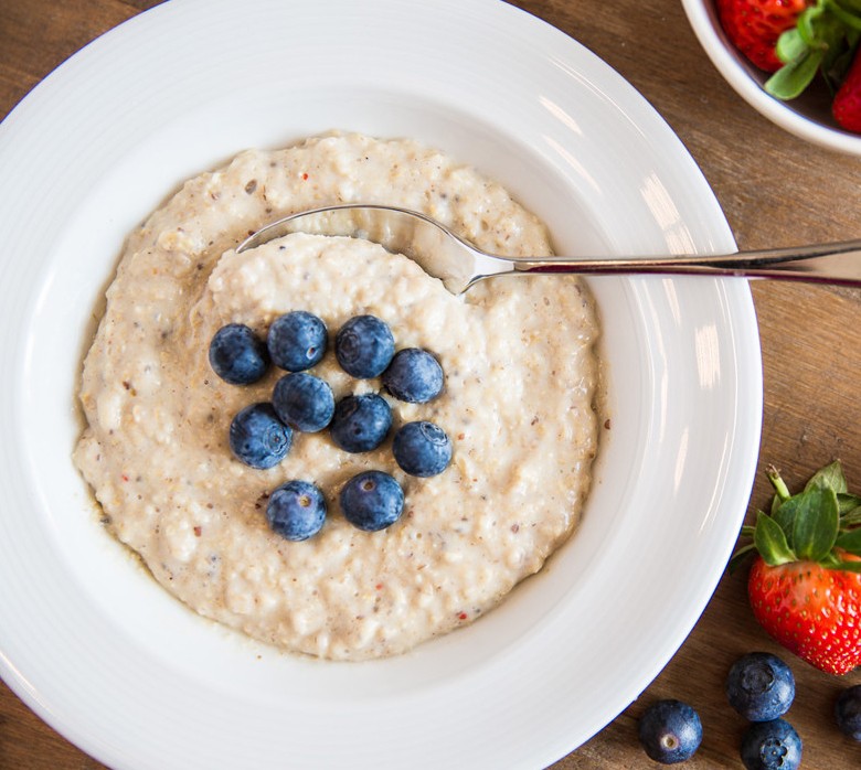 Awesome Oats: From Porridge to Chocolate Chip Brownie Bars - Rosanna ...