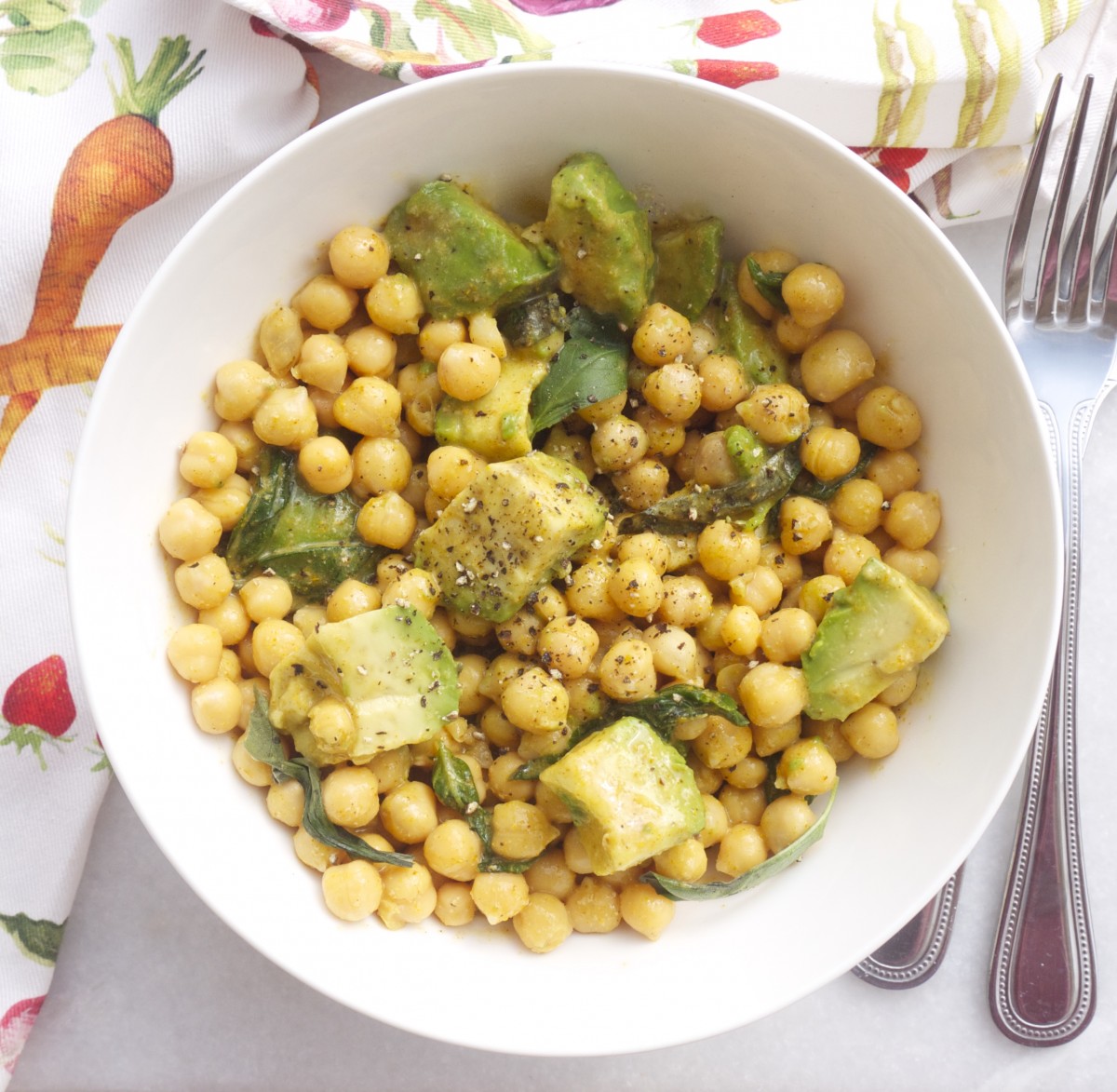 Five-Minute Curried Chickpea, Avocado and Basil Salad - Rosanna Davison ...